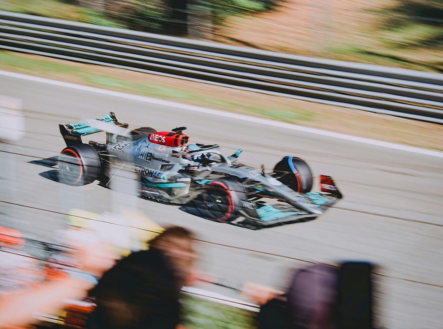 F1 vs NASCAR: The Ultimate Comparison (Tech, Speed, Money)